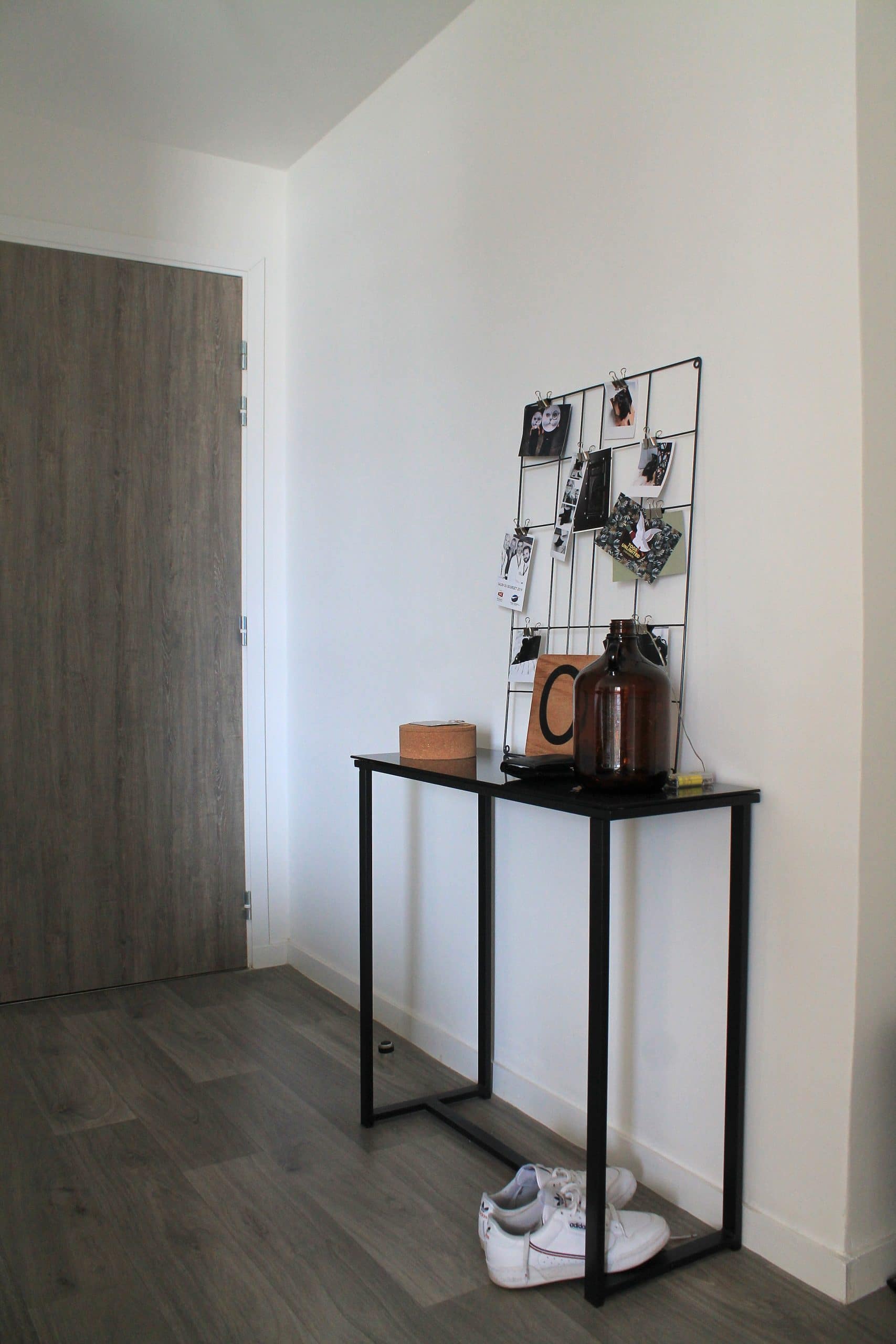 Créer un mur de cadres dans l'entrée - Atelier ML Déco | Décoratrice d ...